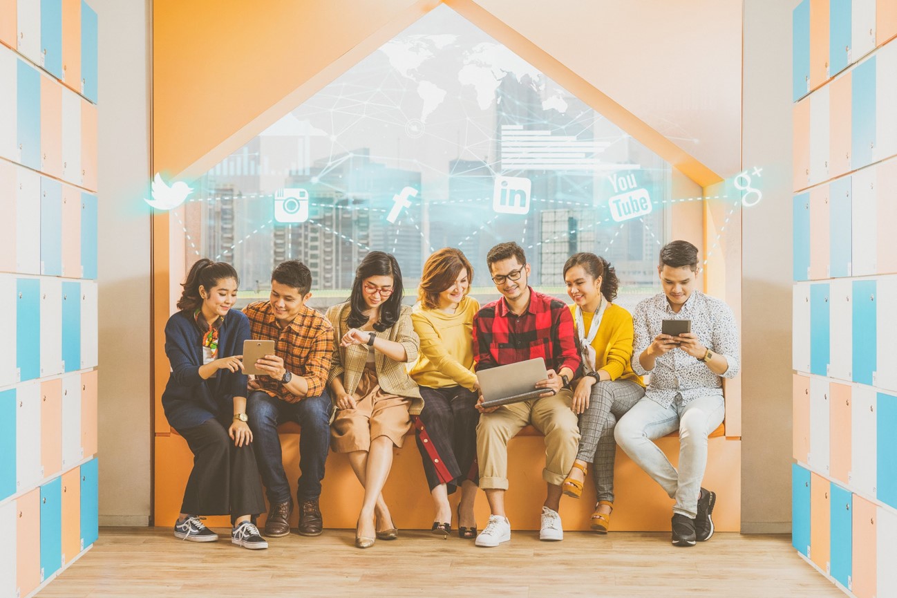 VADS Solutions image Social Media Analytics